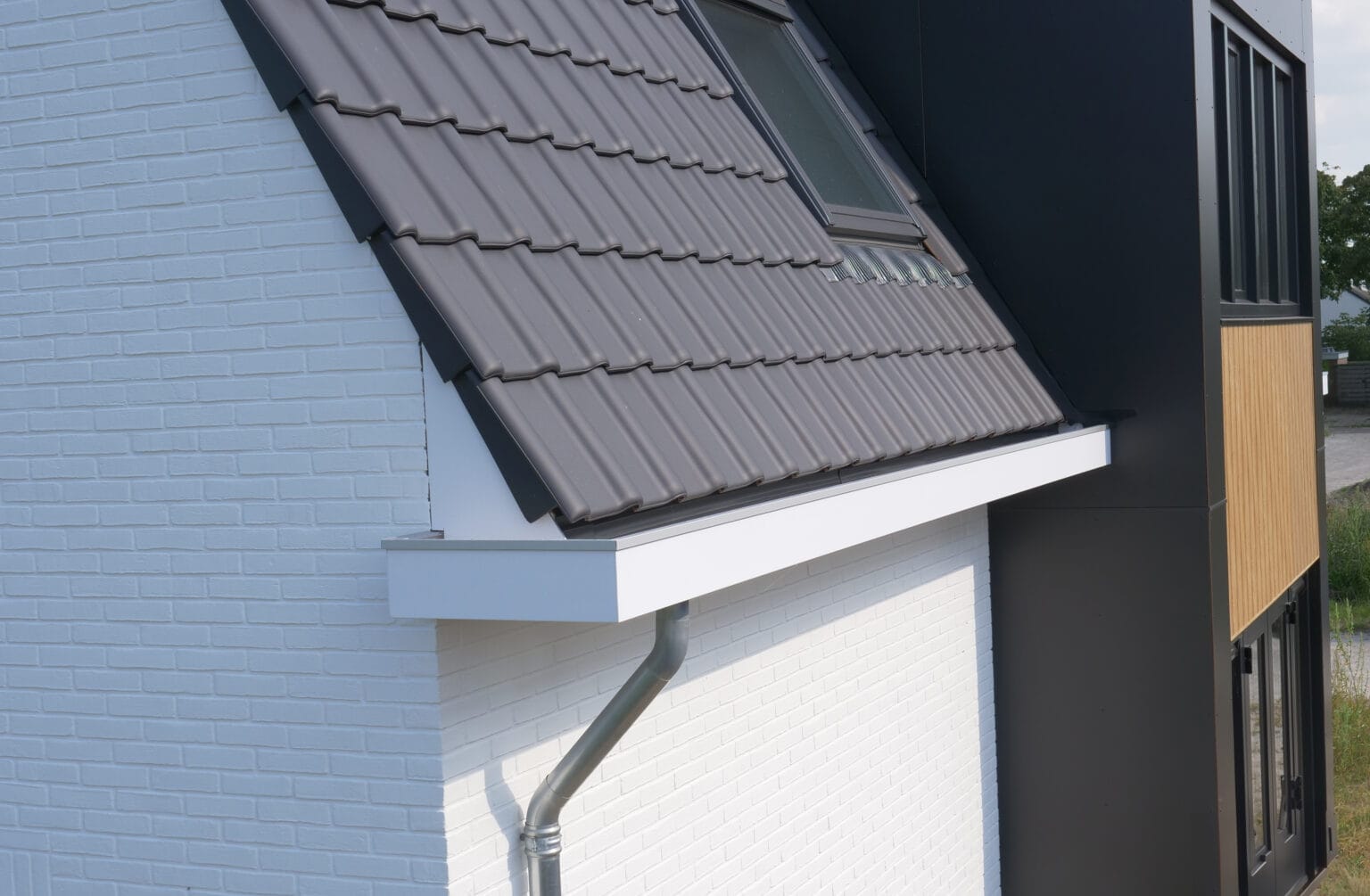 PolyTech dakgoten - Miedema